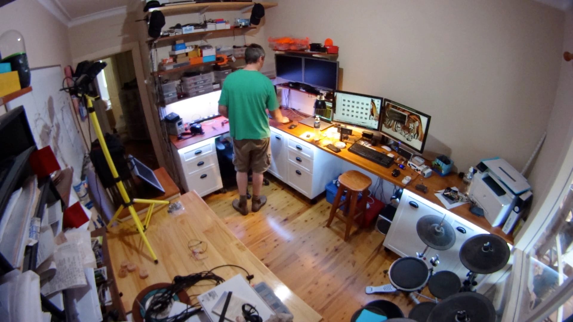 Studio refit, guided tour and a bit of Q&A. // News - MickMake - Live. Learn. Make.